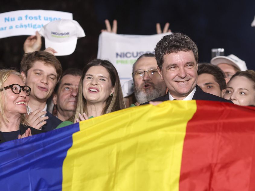 „Am fost la un pas să ne prăbușim în extremism” – Radu Vancu despre ...